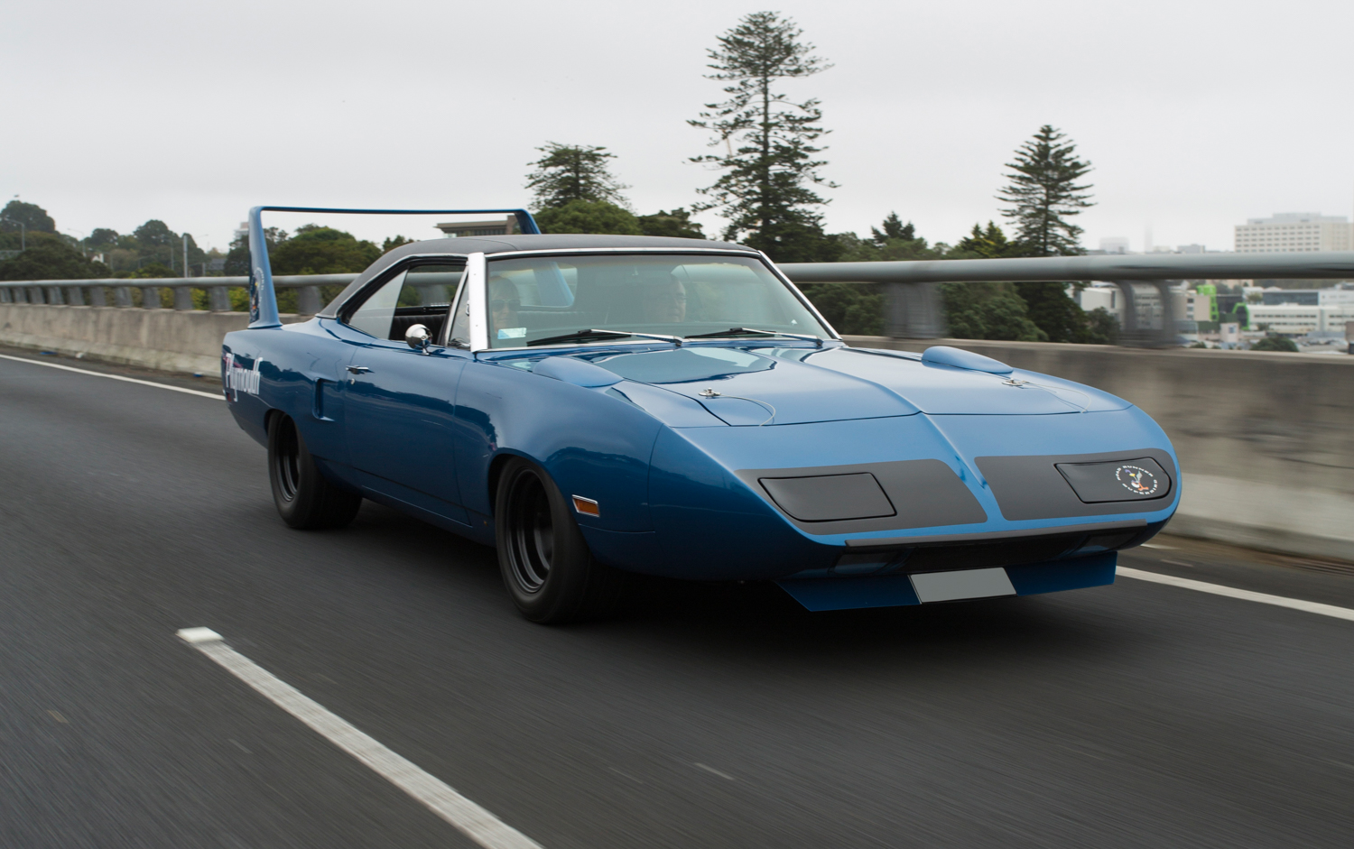 Aero assault: amazing Hemi-powered Superbird replica | NZV8