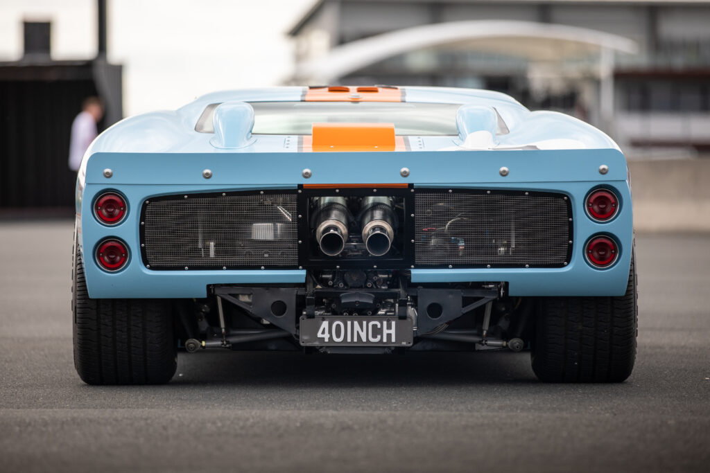 40 Inches of Perfection - Superformance MKII GT40 P2258 | NZV8